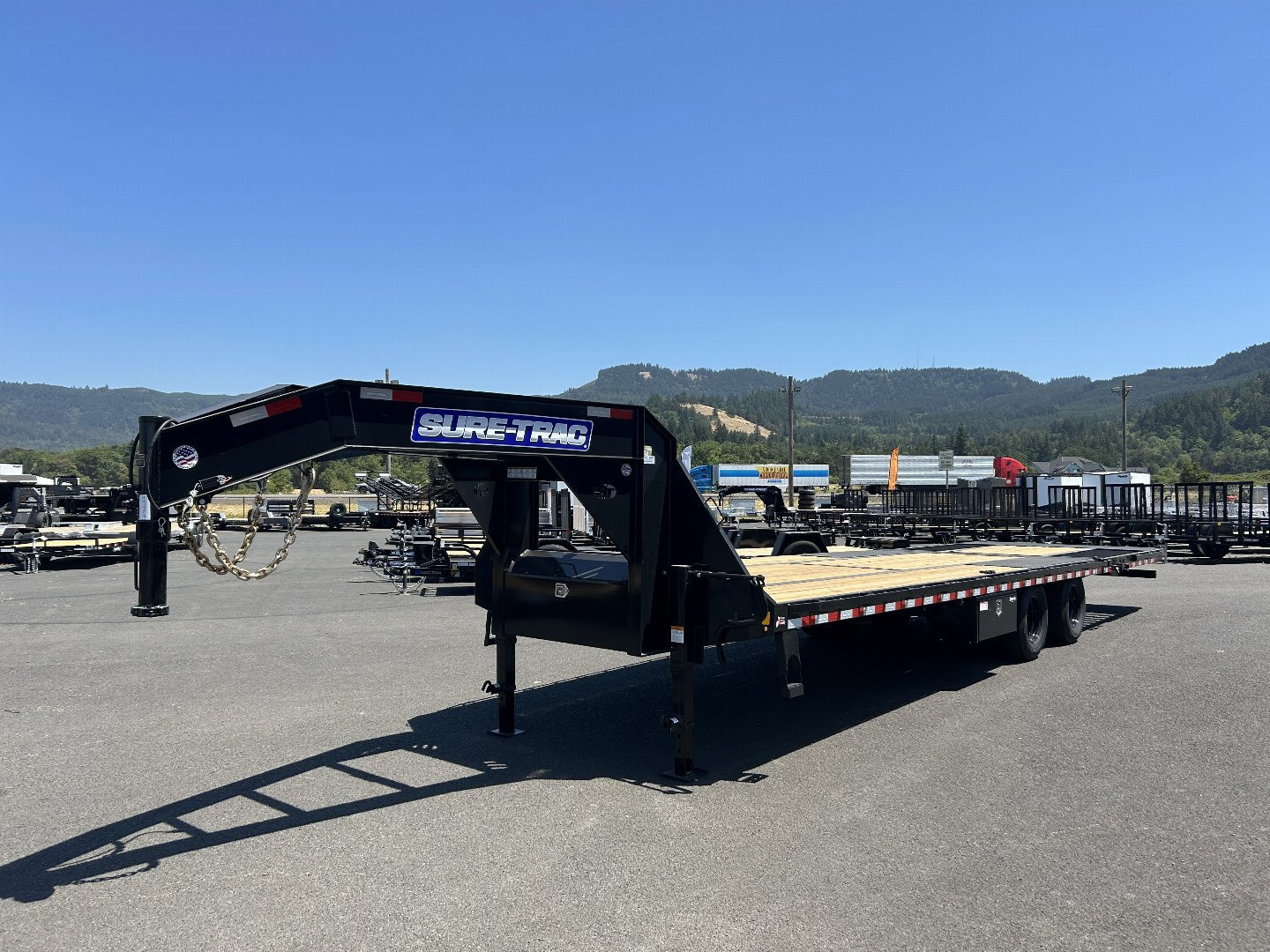 New 2025 Sure-Trac 8.5x20 +10 HD Low-Pro Gooseneck Deckover Hydraulic ...