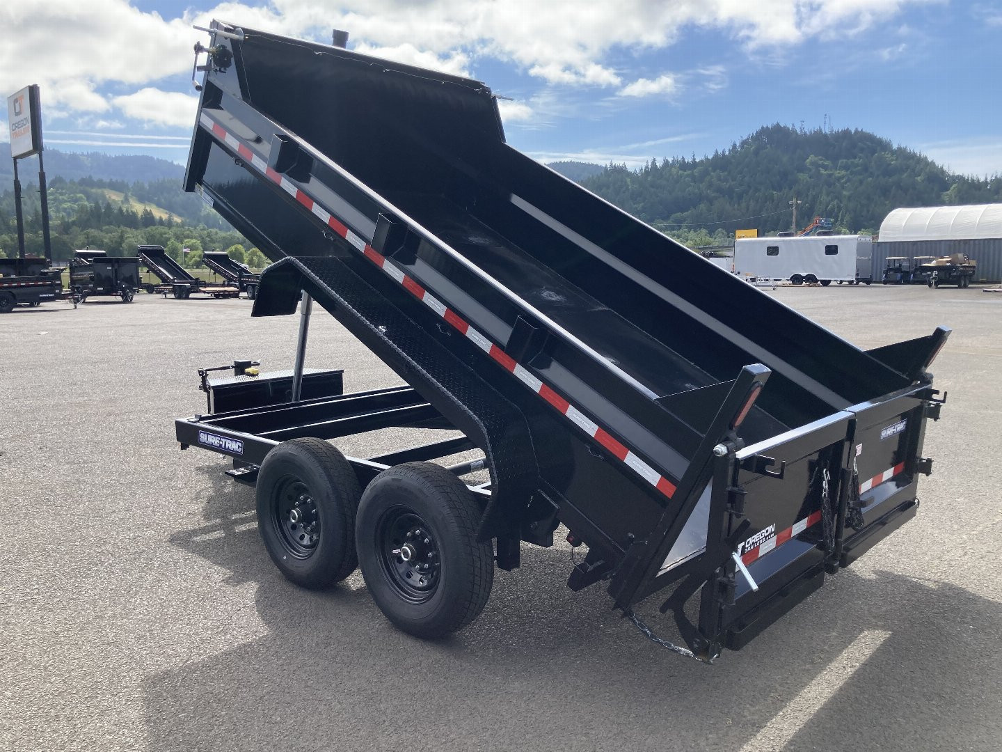 New 2025 Sure-Trac 7x14 Telescopic Lift Dump Trailer