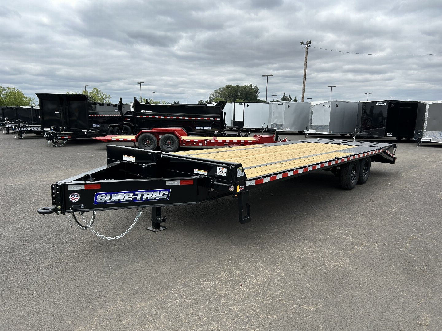 New 2025 Sure-Trac 8.5x25 Low Pro Deckover MEGA RAMPS 15K GVWR for sale ...