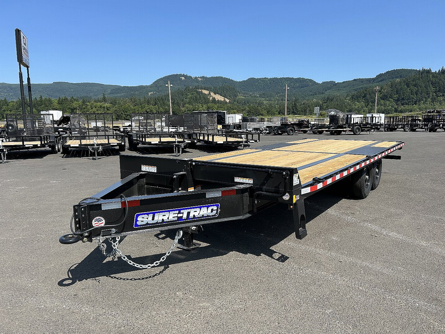 New 2025 Sure-Trac 8.5'X22' (15K GVWR) Low Profile Deckover Trailer