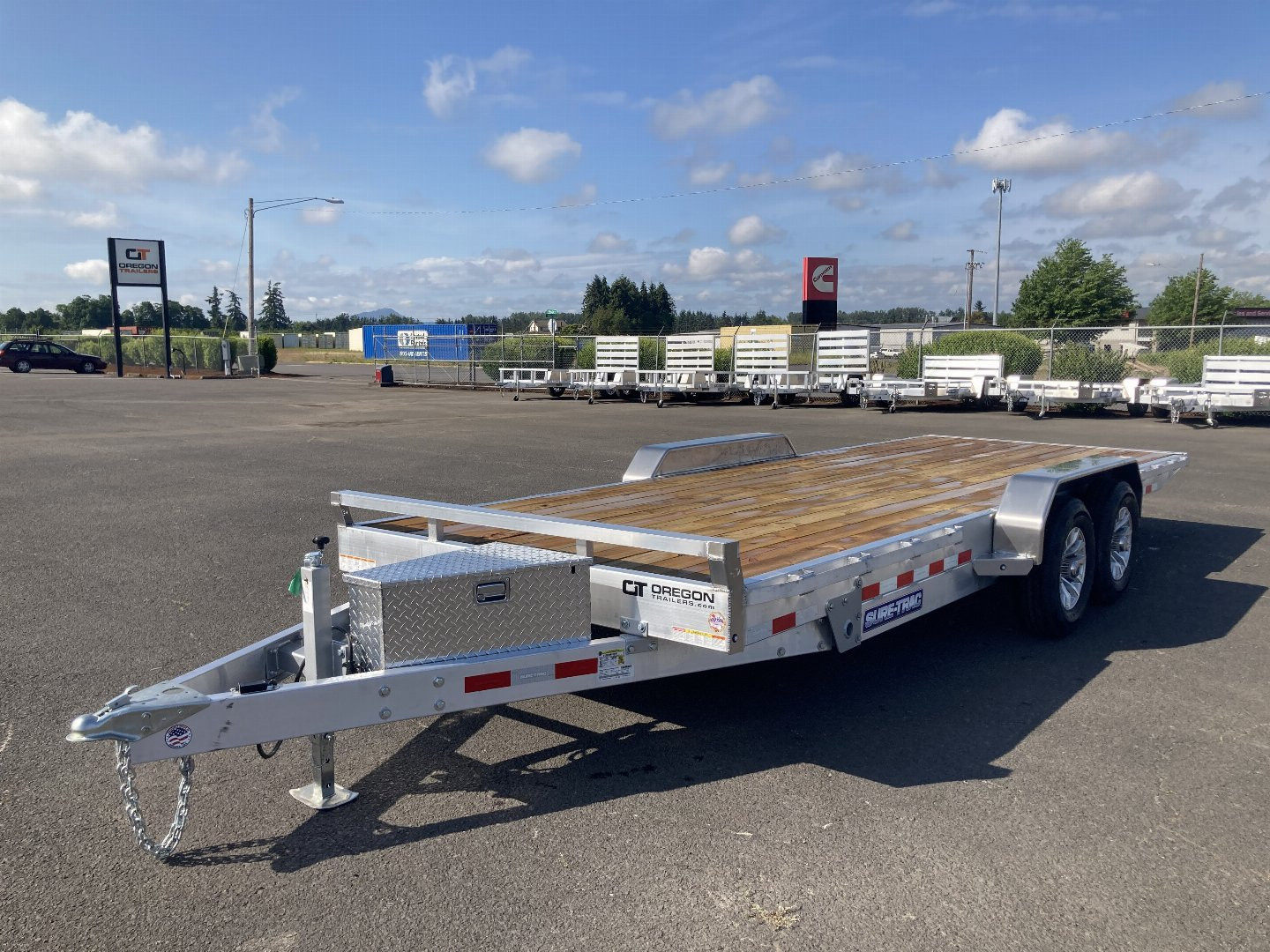 New 2025 Sure-Trac 7'X20' (10K GVWR) Aluminum Open Power Tilt Trailer