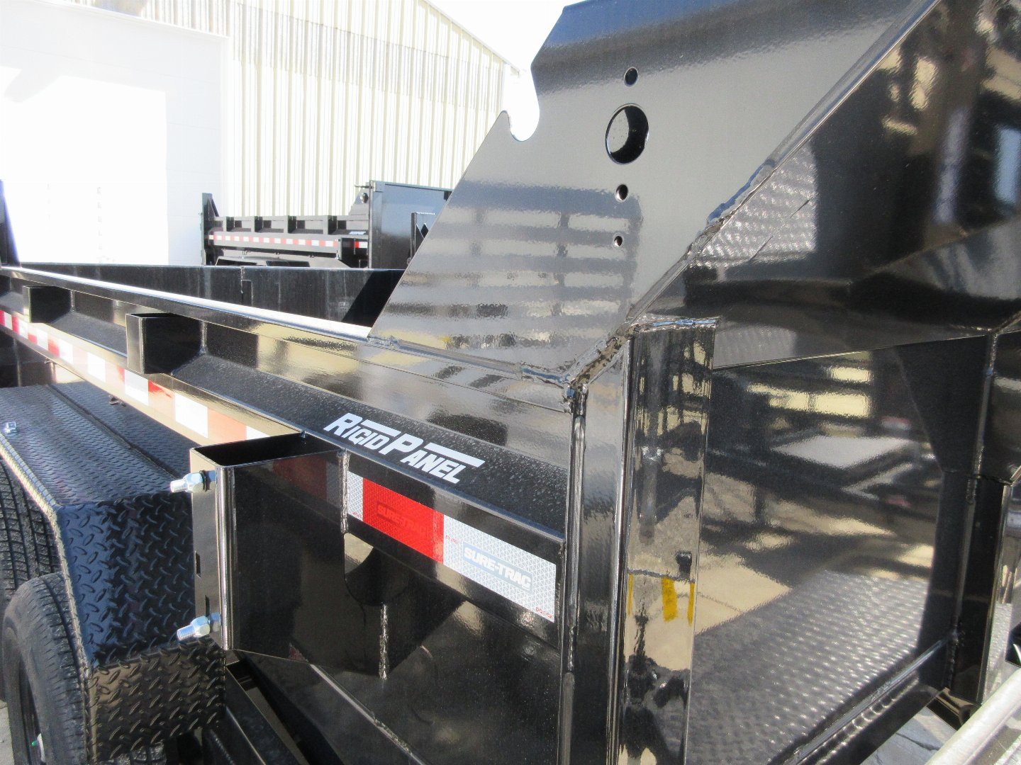 New Sure-Trac 72 IN x 10 LProfile 10K Single Ram Dump