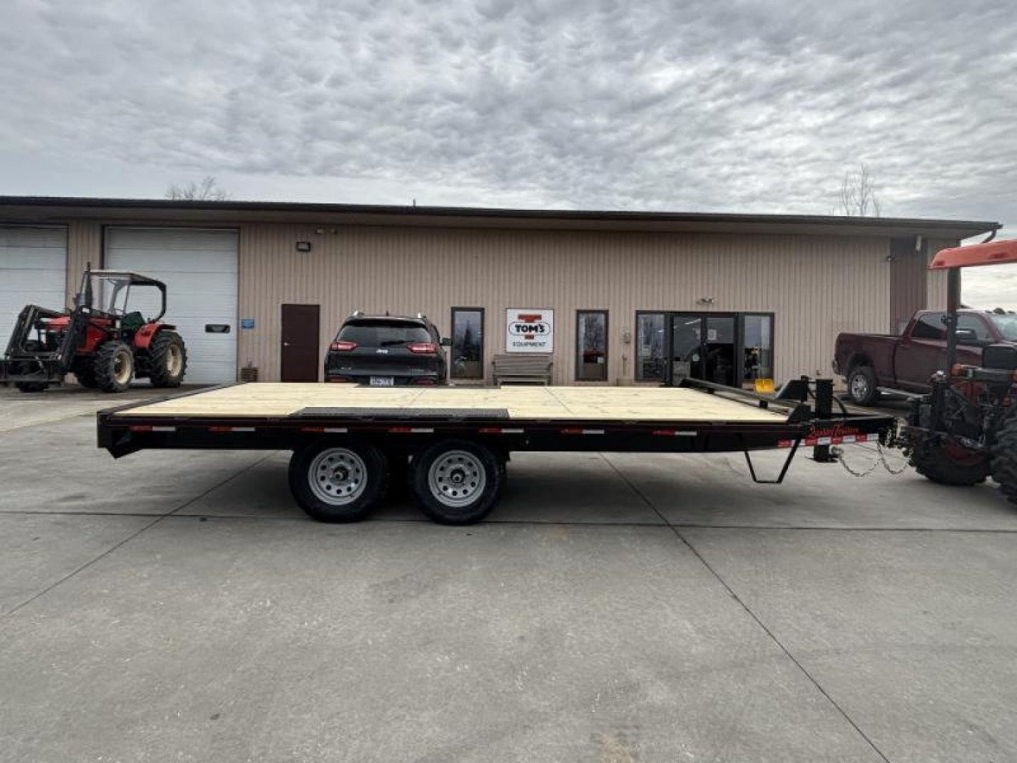 New 2026 Quality Trailers 16' Deckover (Flat Deck No Dove Tail) - General Duty - 9990# GVWR