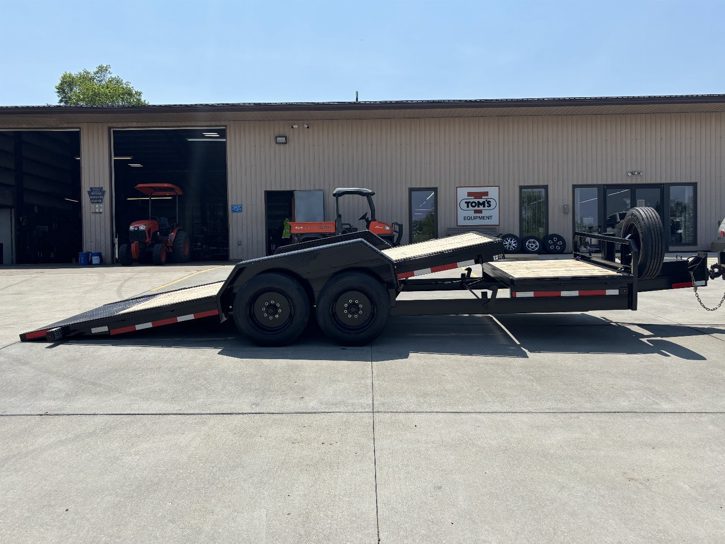 New 2025 Corn Pro Trailers 21' Split Deck Tilt (4' Stationary / 17 ...