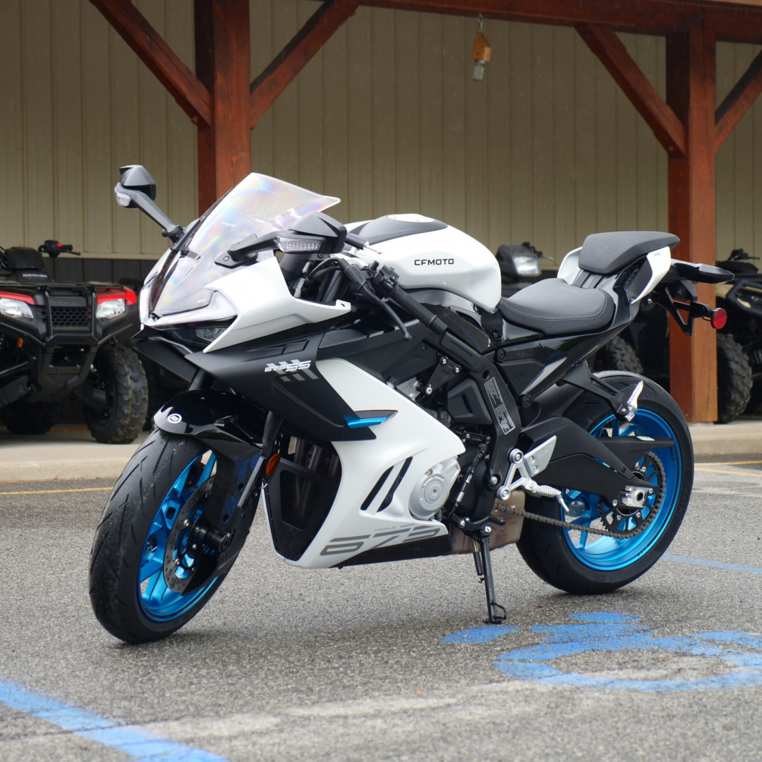 New 2025 CF MOTO 675SS Motorcycle (Street)