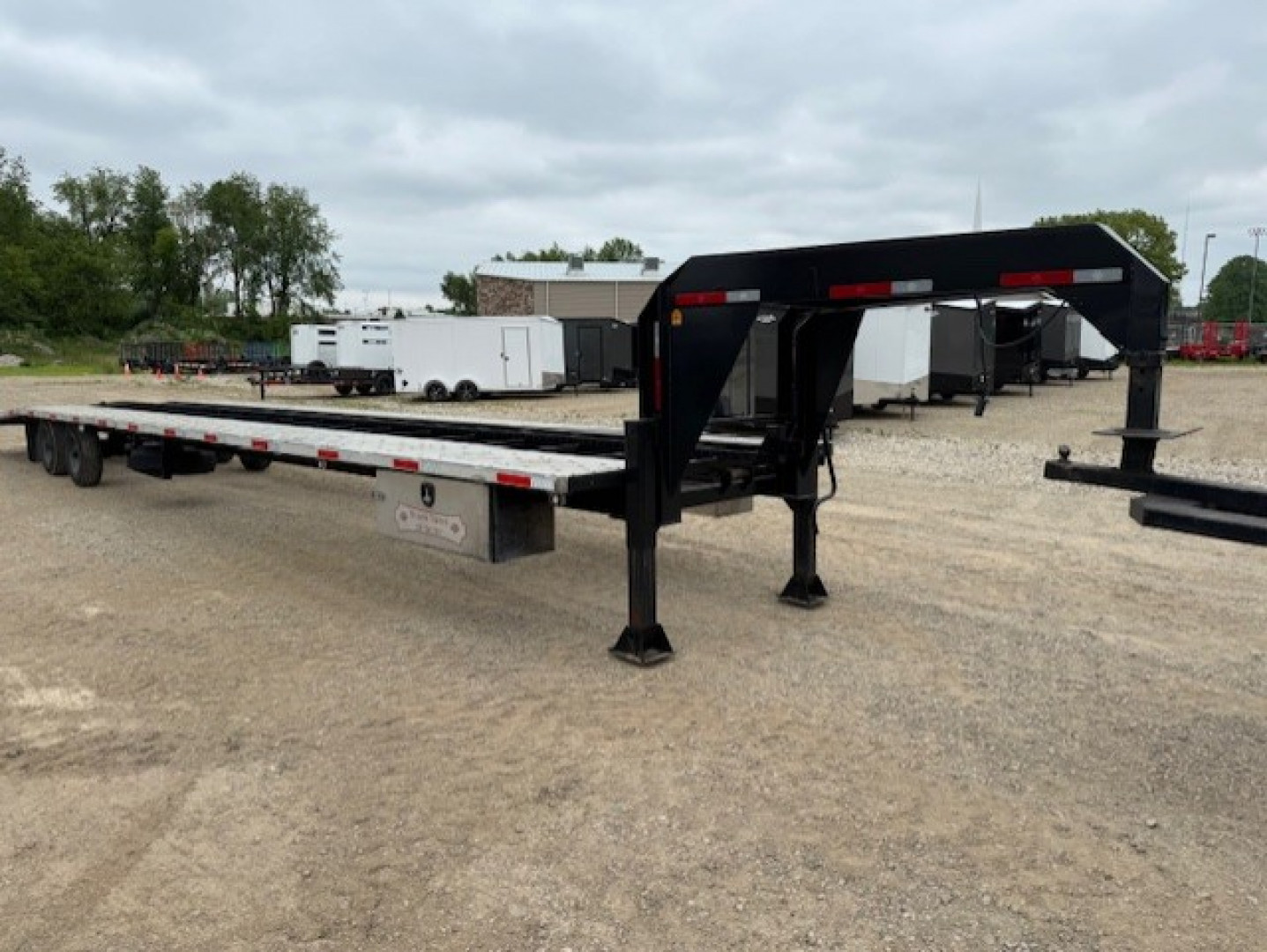 Used 2023 Shipshe Trailers FD-306 REV A Flatbed Trailer for sale in Middlebury, IN