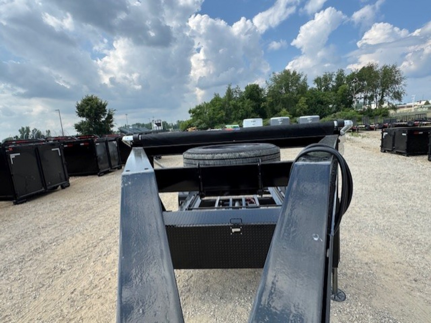 New 2026 MAXX-D ROX8314G Rollster