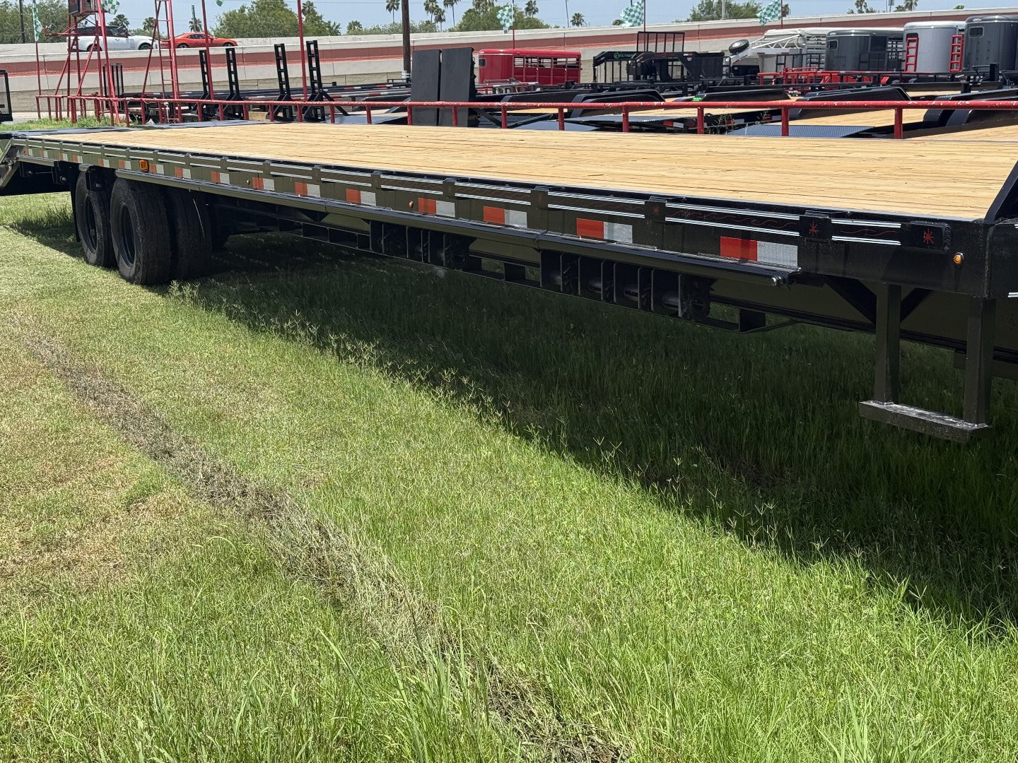 New 2025 Triple R 35+5ft Dual Tandem Gooseneck