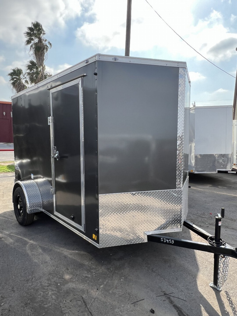 Enclosed / Cargo Trailers - Mid Valley Trailers in Texas