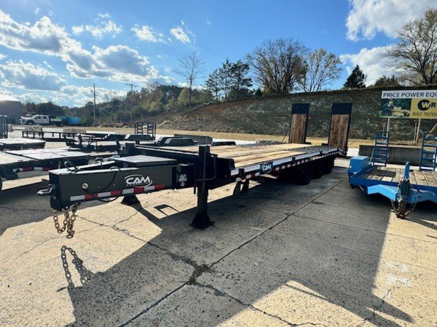 New 2025 Cam Superline P25CAM8245TA Deckover Trailer 24'