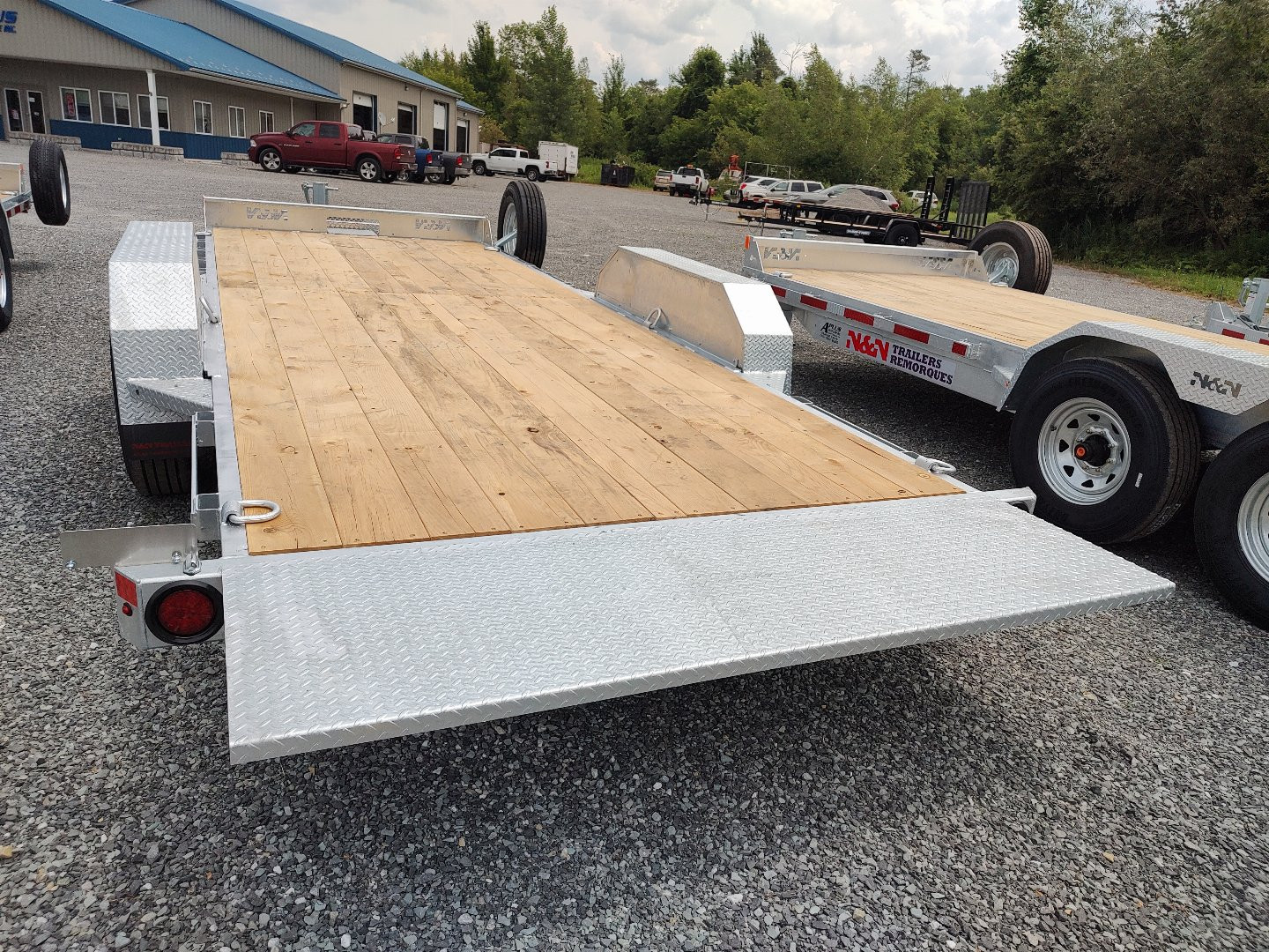 New 2025 N AND N TRAILERS LOW20G15K GVW Power Tilt Equipment Trailer ...