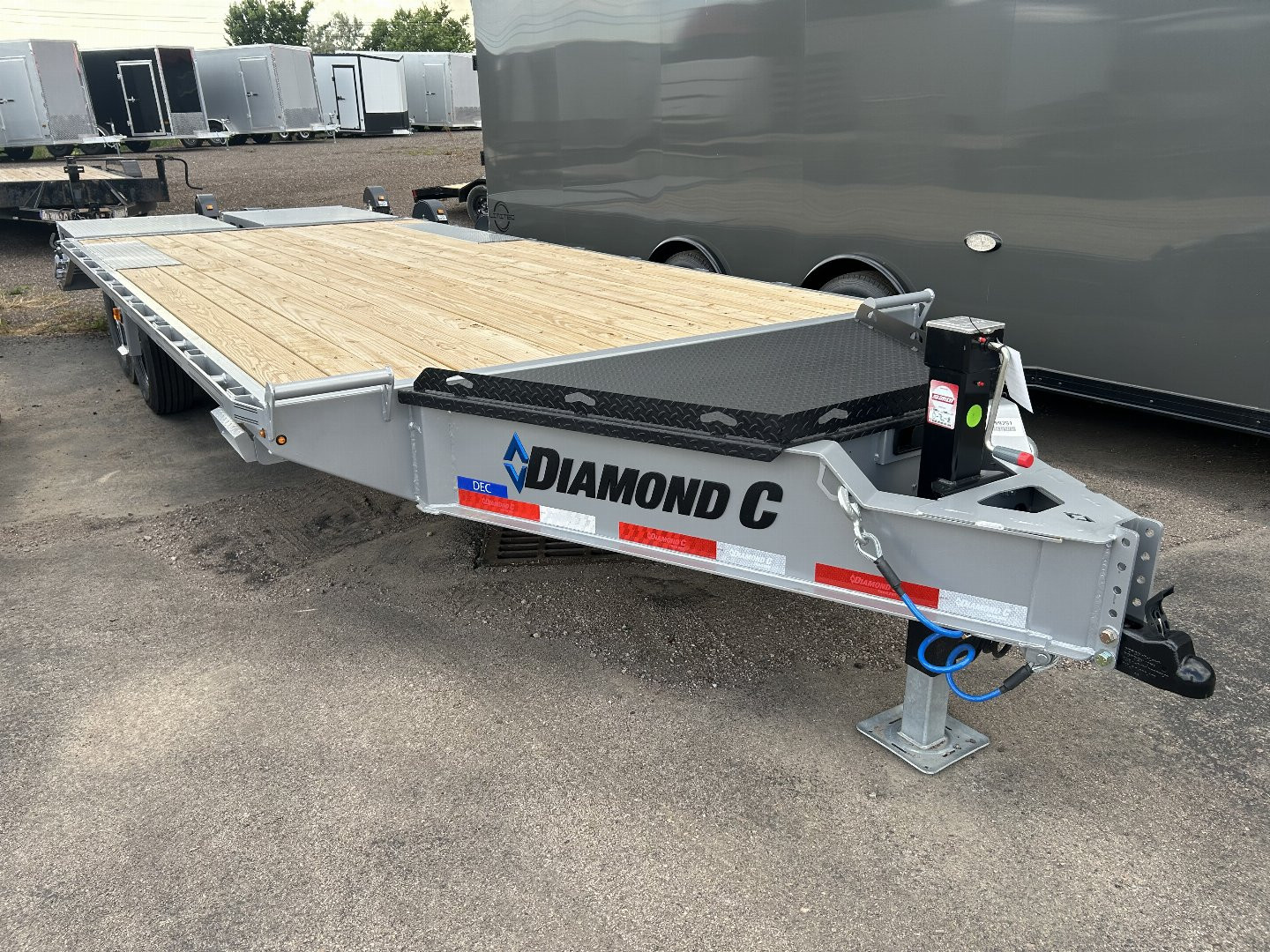 New 2025 Diamond C Trailers DEC207 22X102 Deckover Trailer