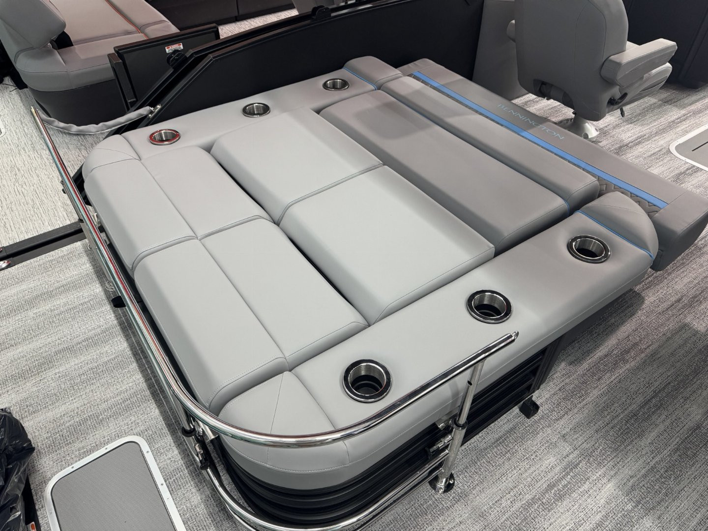 New 2025 Bennington 22 M Series Swingback Tri-Toon for sale in Omaha, NE