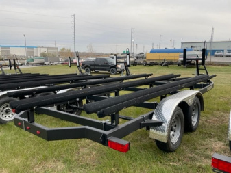 New NEW Bear Trailer Manufacturing Pontoon/Tritoon Trailers
