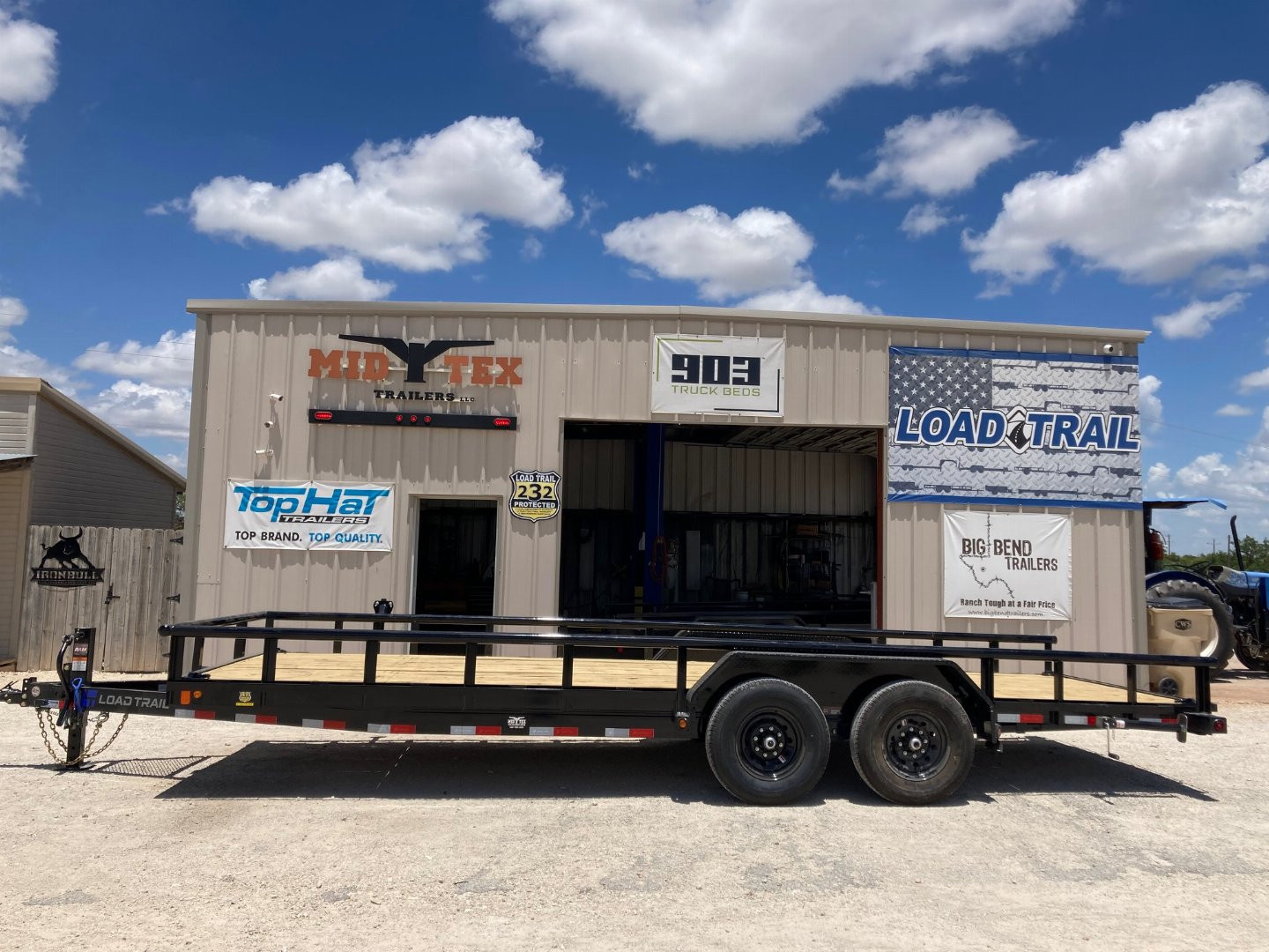 New 2026 Load Trail CH 83" x 22' Tandem Carhauler w/Side Rails Trailer