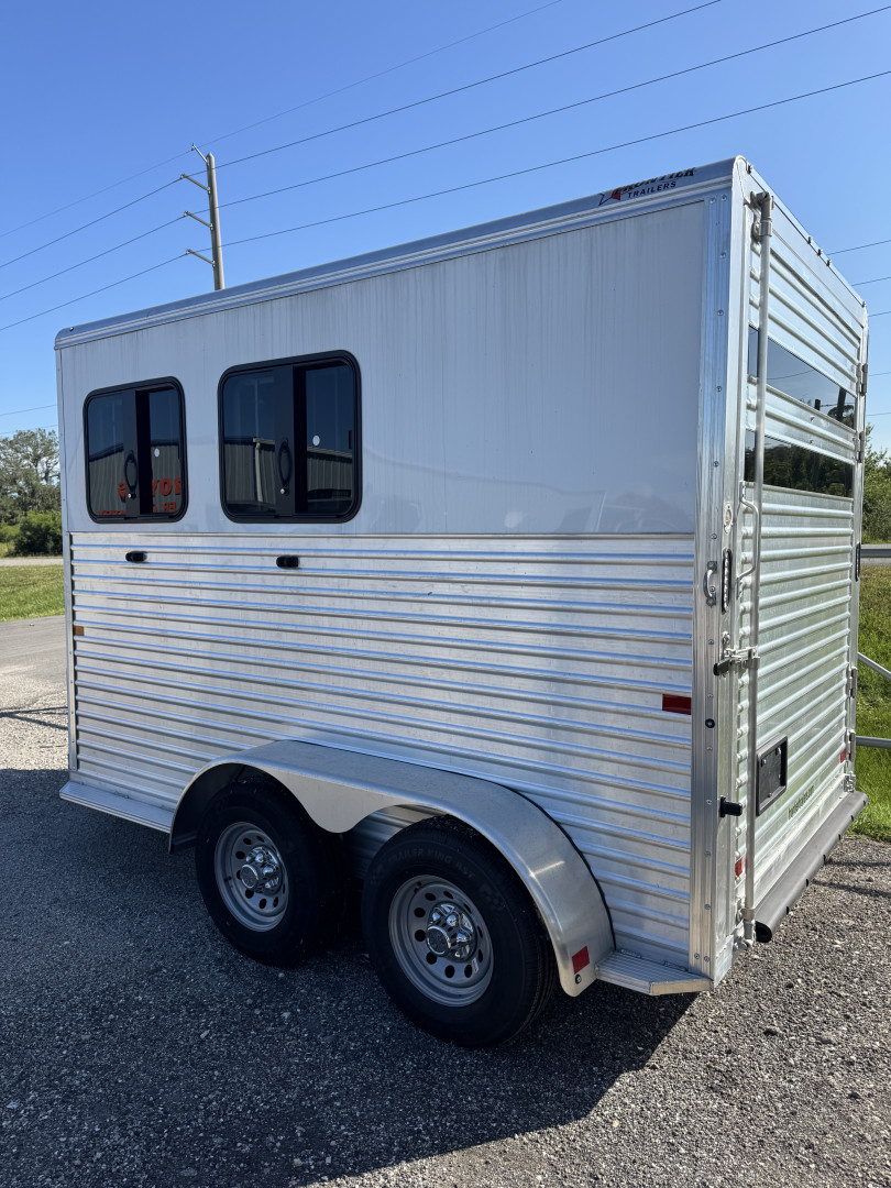 New 2025 ALCOM 2 HORSE SLANT LOAD TANDEM AXLE ALUMINUM Horse Trailer ...