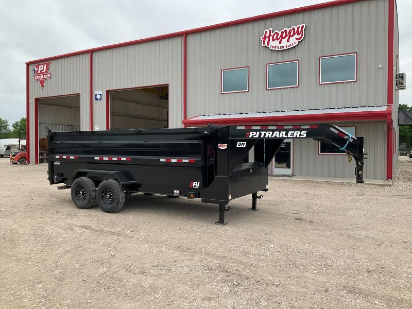 New 2026 PJ 83"x16' GN Tandem Axle Low Pro High Side Dump w/ 48" Sides ...