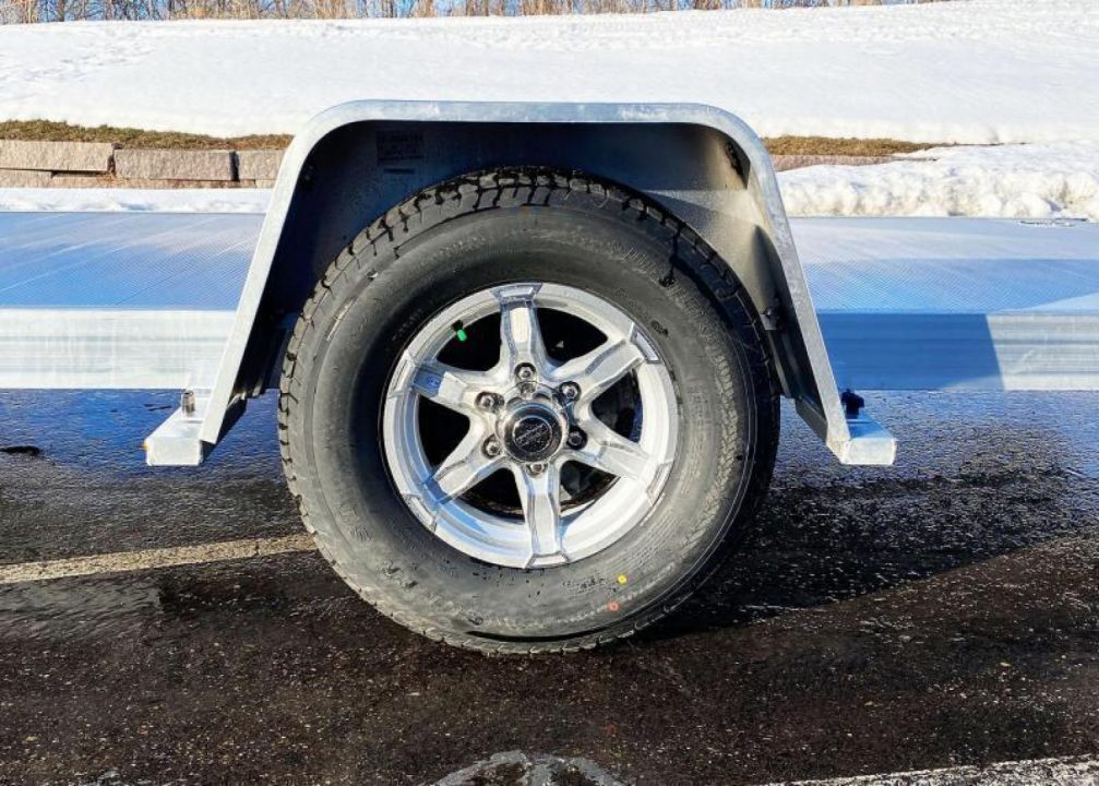 New Aluma 8214H Heavy Duty Aluminum Trailer - Tuck Under Ramps - 5200 ...