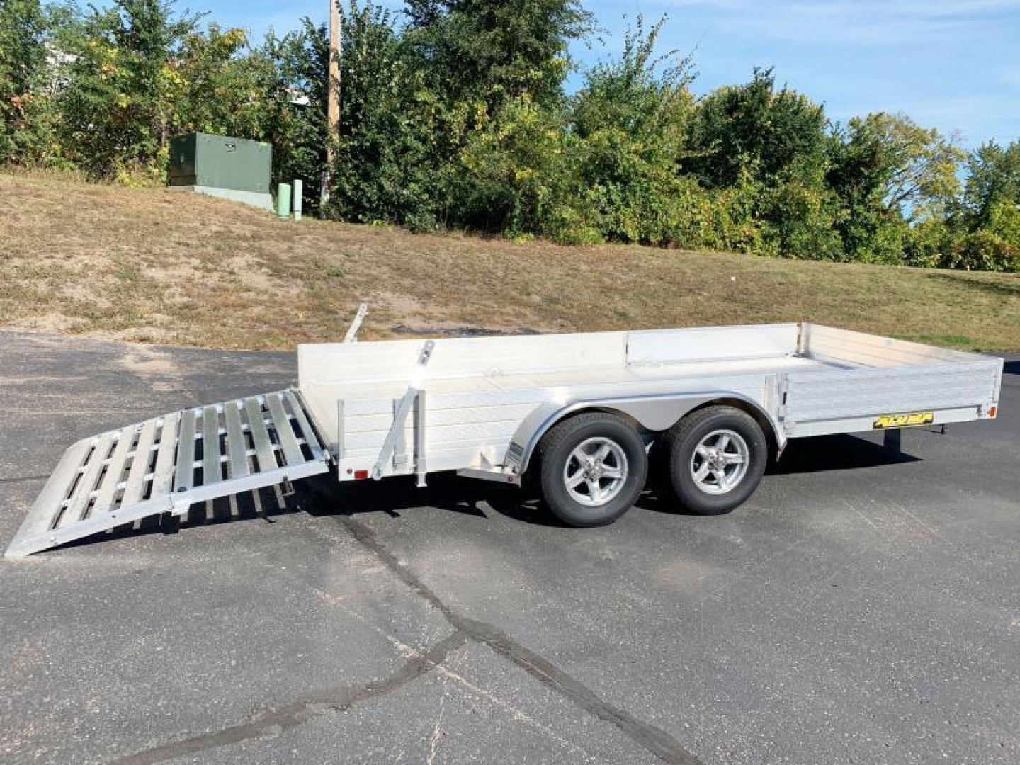 New Aluma 8115 SR Tandem Axle Aluminum ATV Trailer - Bi-Fold Ramp!