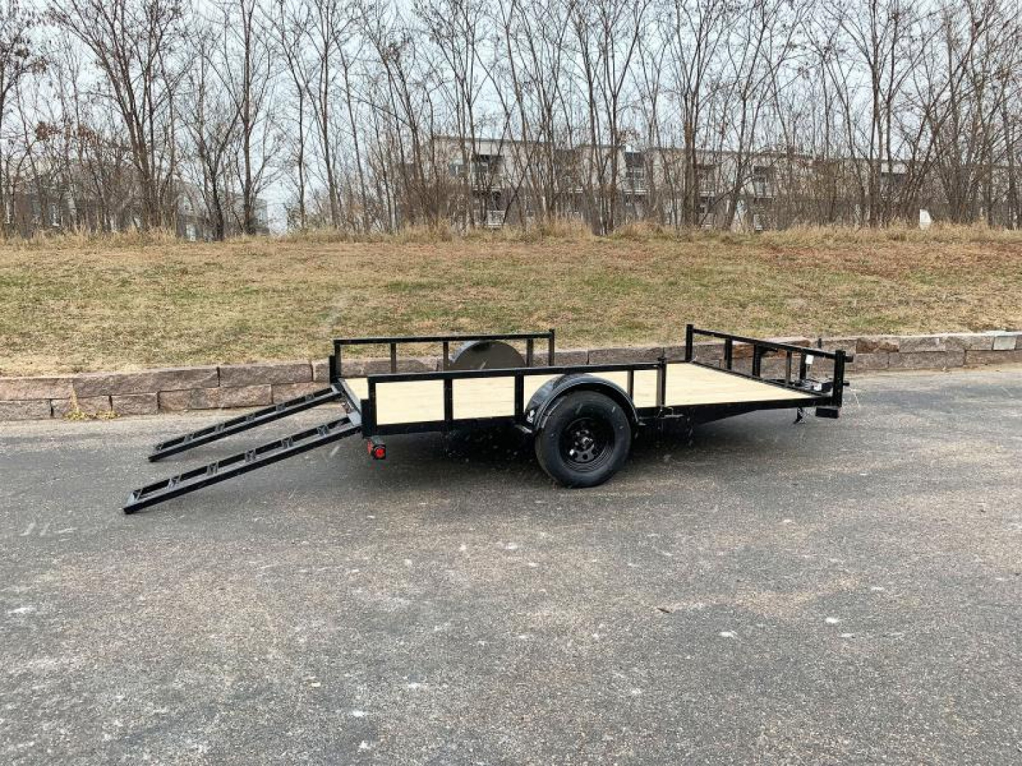 New Top Quality Top Hat 12x83 Utility Trailer - Side load Ramps ...