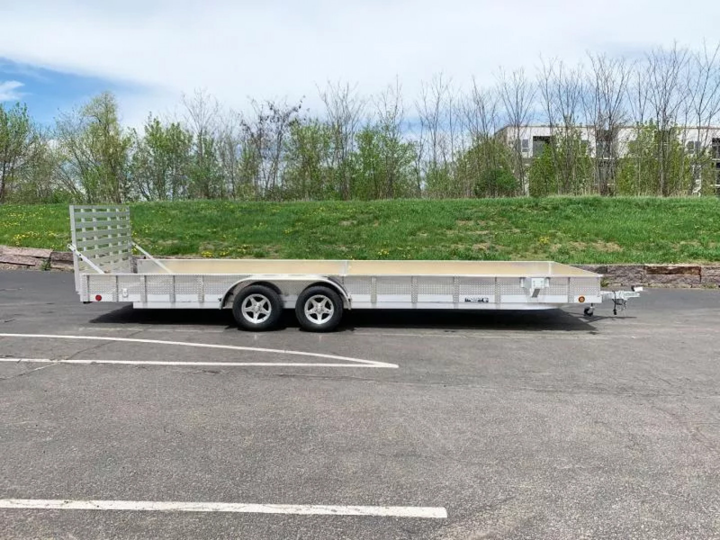 New Quality Trophy 7x24 Aluminum Utility Trailer! Full Rear Ramp with ...