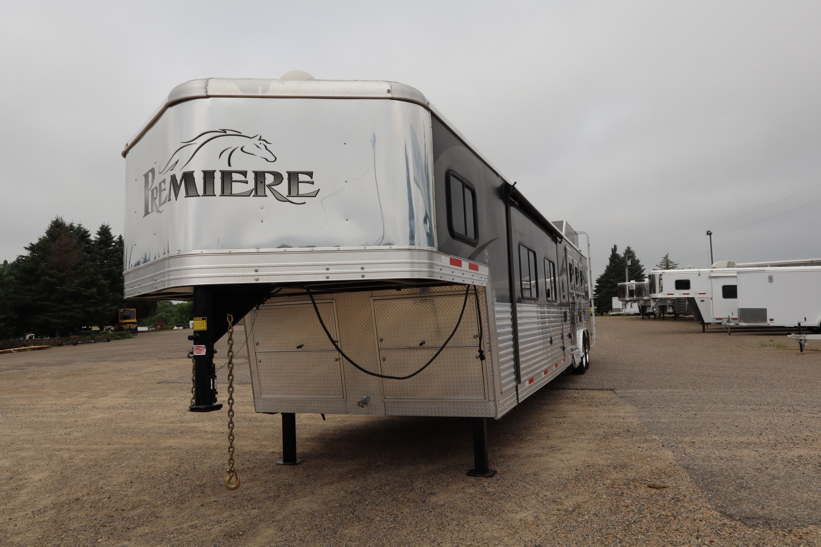 Used 2015 Bison Trailers Premier 3 Horse LQ Trailer