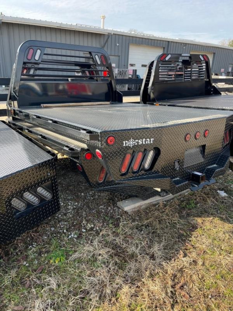 New 2023 Norstar SR SINGLE WHEEL LONG BED Flat Decks