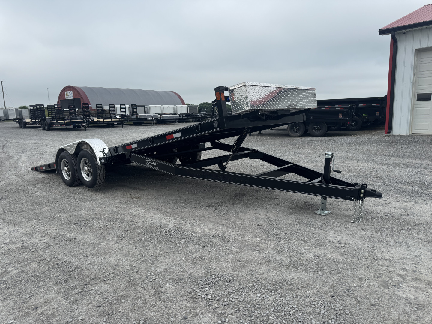 New 2025 Trax 22' Fully Hydraulic Tilt Trailer