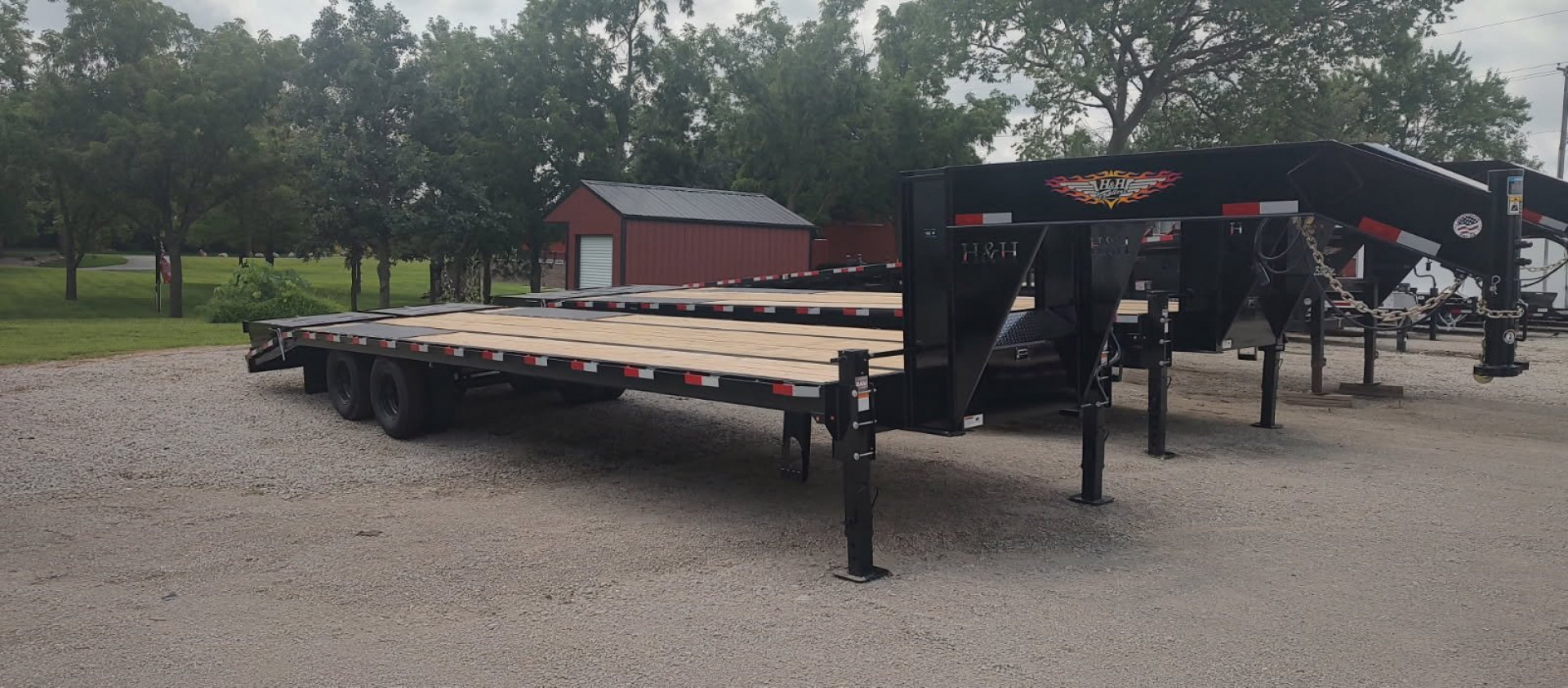 New 2025 H and H Trailer 102x25+5 HD Low Profile Dovetail Super Deluxe ...