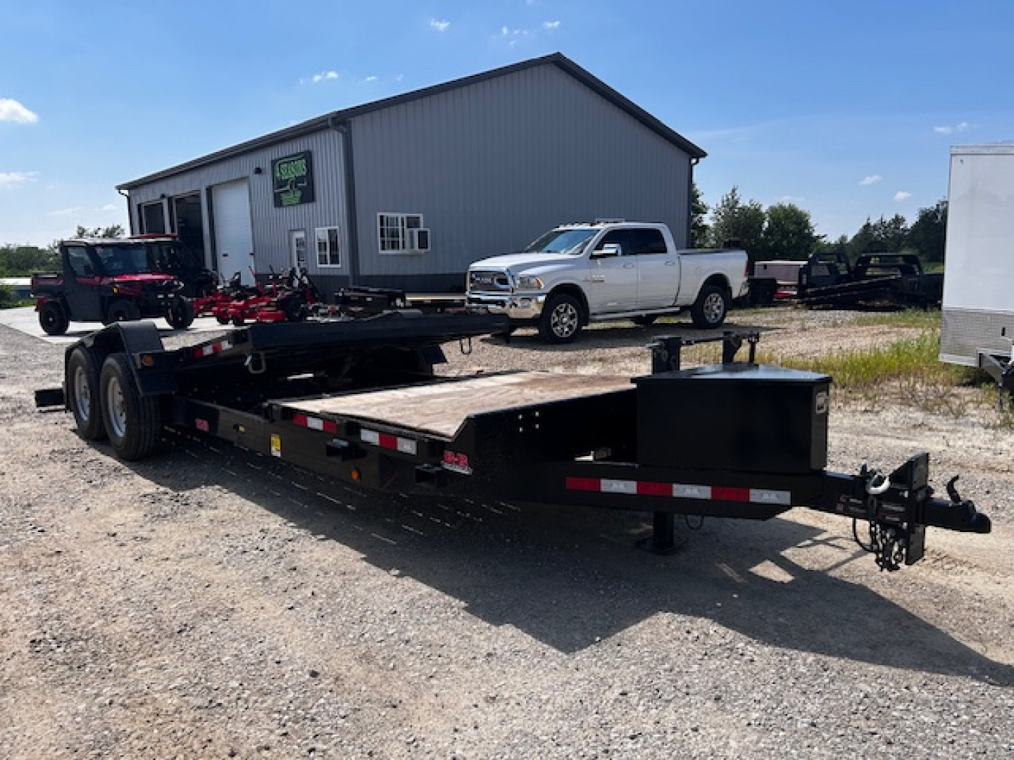 Used 2022 B&B 83"X22' Gravity Tilt 14k HD Equipment Trailer for sale in ...