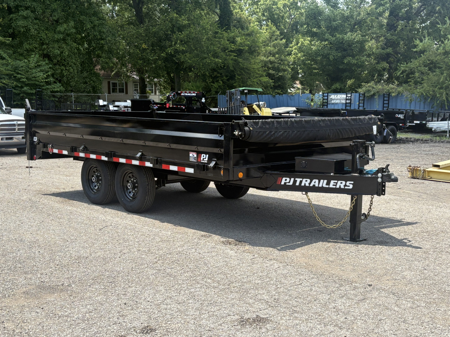 New 2026 PJ Trailers 96" x 16' Deckover (D8) 14k Dump Trailer for sale in Greenbrier, TN
