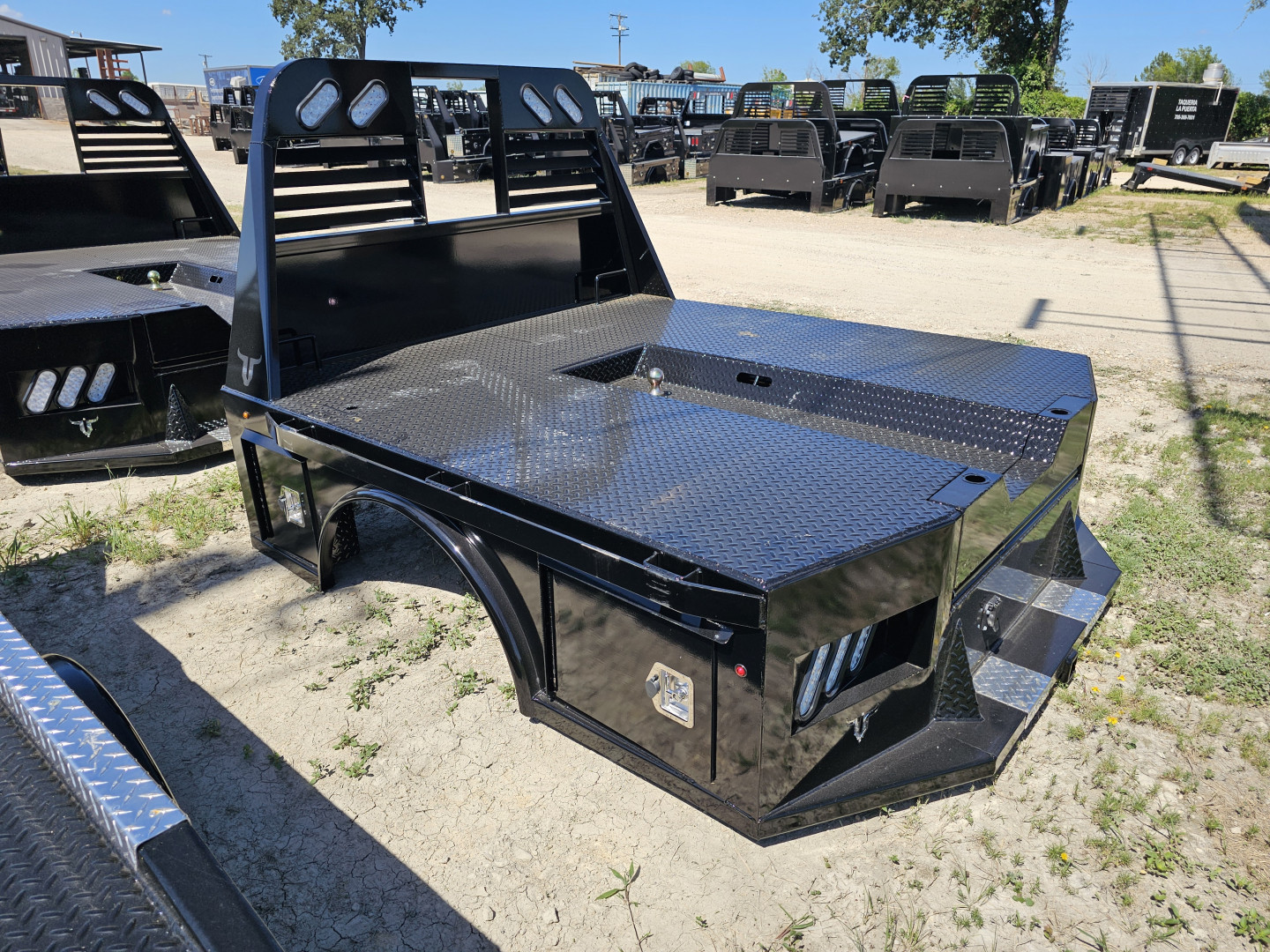 New 2025 Neckover SPEARBED SKIRTED SINGLE WHEEL SHORT Truck Bed