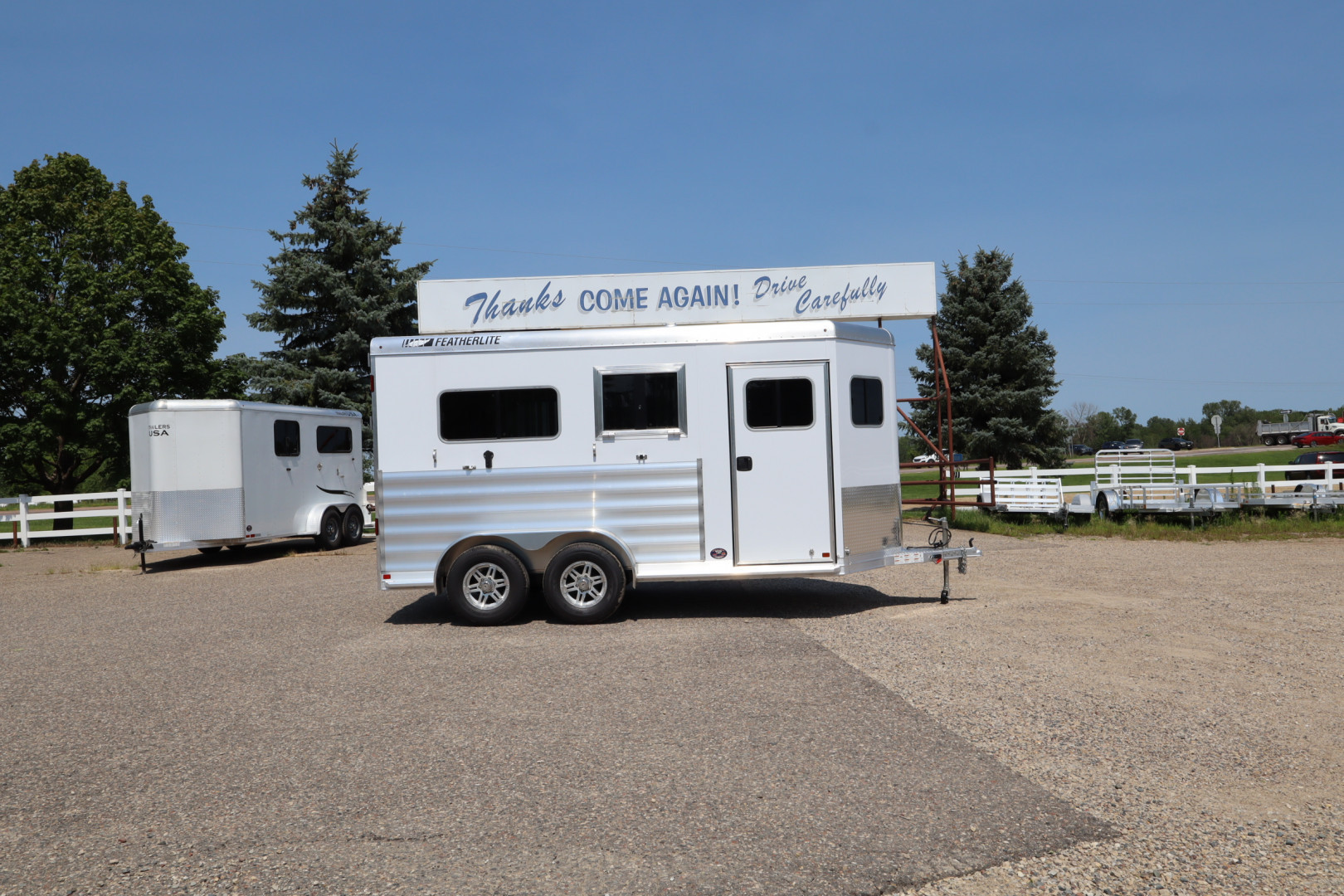 New 2025 Featherlite Trailers 2 Horse BP Trailer for sale in