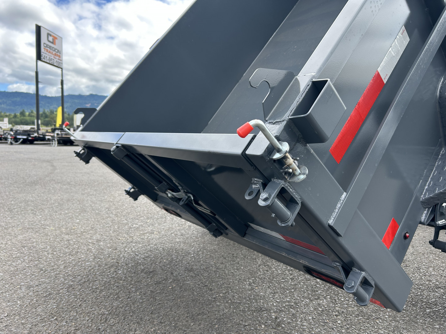 New 2026 Eagle Trailers 5x8 Homeowner Dump Trailer 5K GVWR