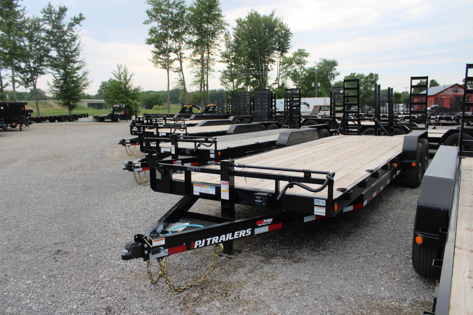 New 2026 PJ Trailers 24' 14K GVWR FR EQUIPMENT TRAILER WITH FOLDING ...