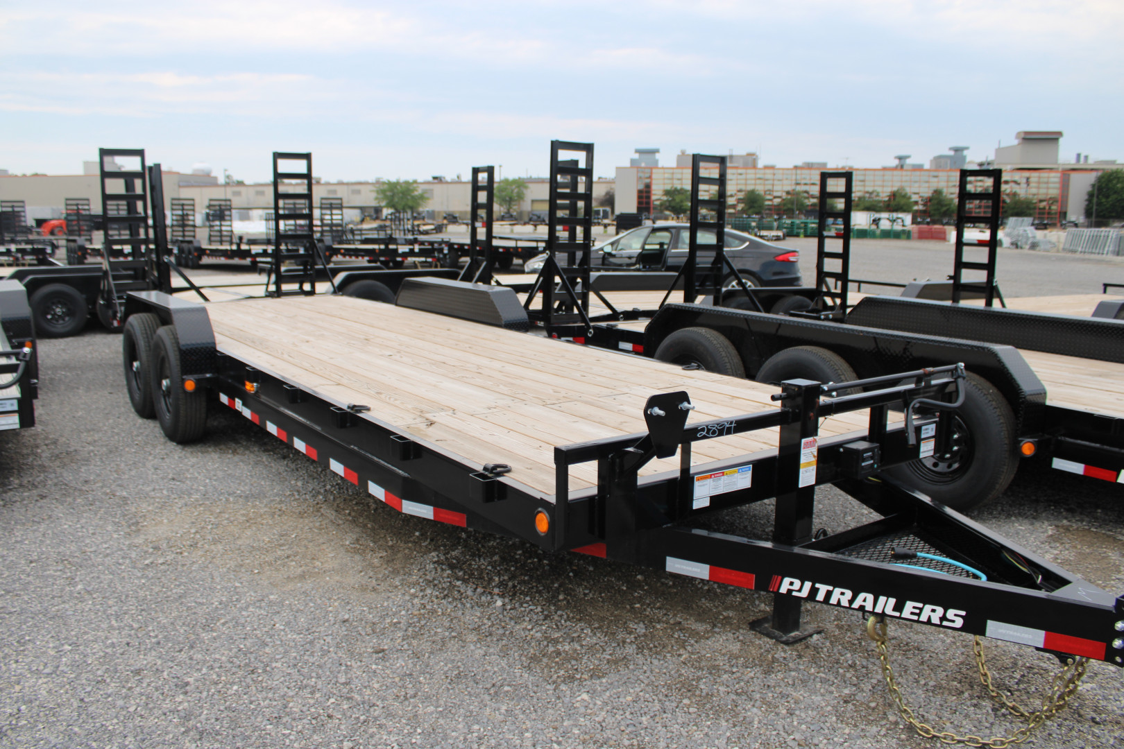 New 2026 PJ Trailers 24' 14K GVWR FR EQUIPMENT TRAILER WITH FOLDING ...