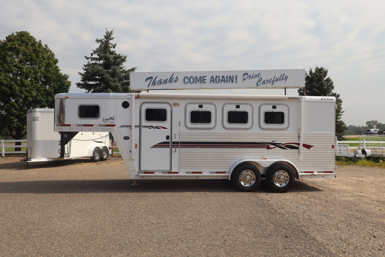 Used 2004 Exiss Trailers 3 Horse Weekender Trailer