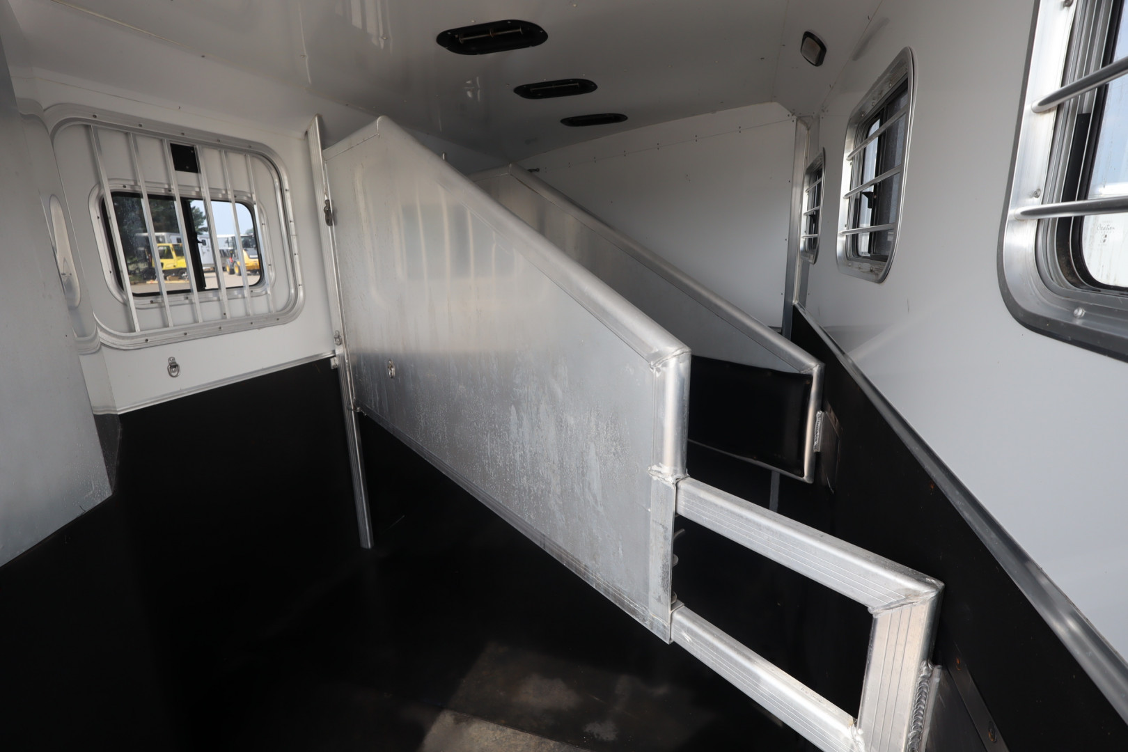 Used 2004 Exiss Trailers 3 Horse Weekender Trailer