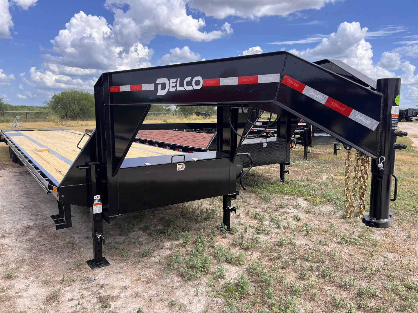 New 2026 Delco Trailers 102x40ft Gooseneck Flatbed Trailer Non CDL