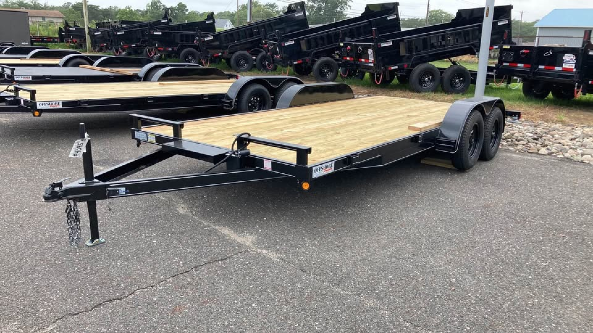 New 2025 P & T Trailers 18' wood deck Car Hauler