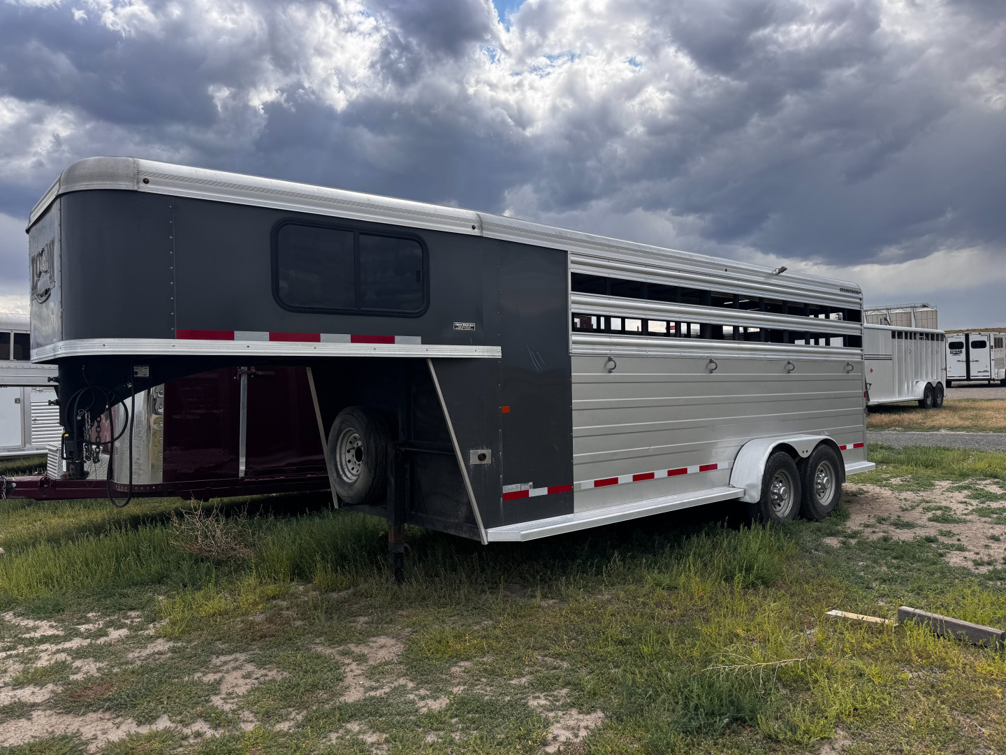 Used 2022 Logan Coach 4H Bullseye Horse Trailer for sale in Three Forks, MT