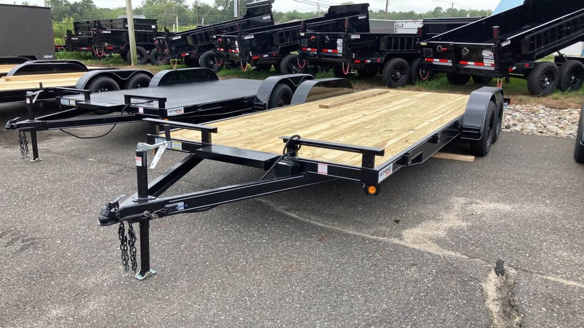 New 2025 P & T Trailers 20' wood deck Car Hauler