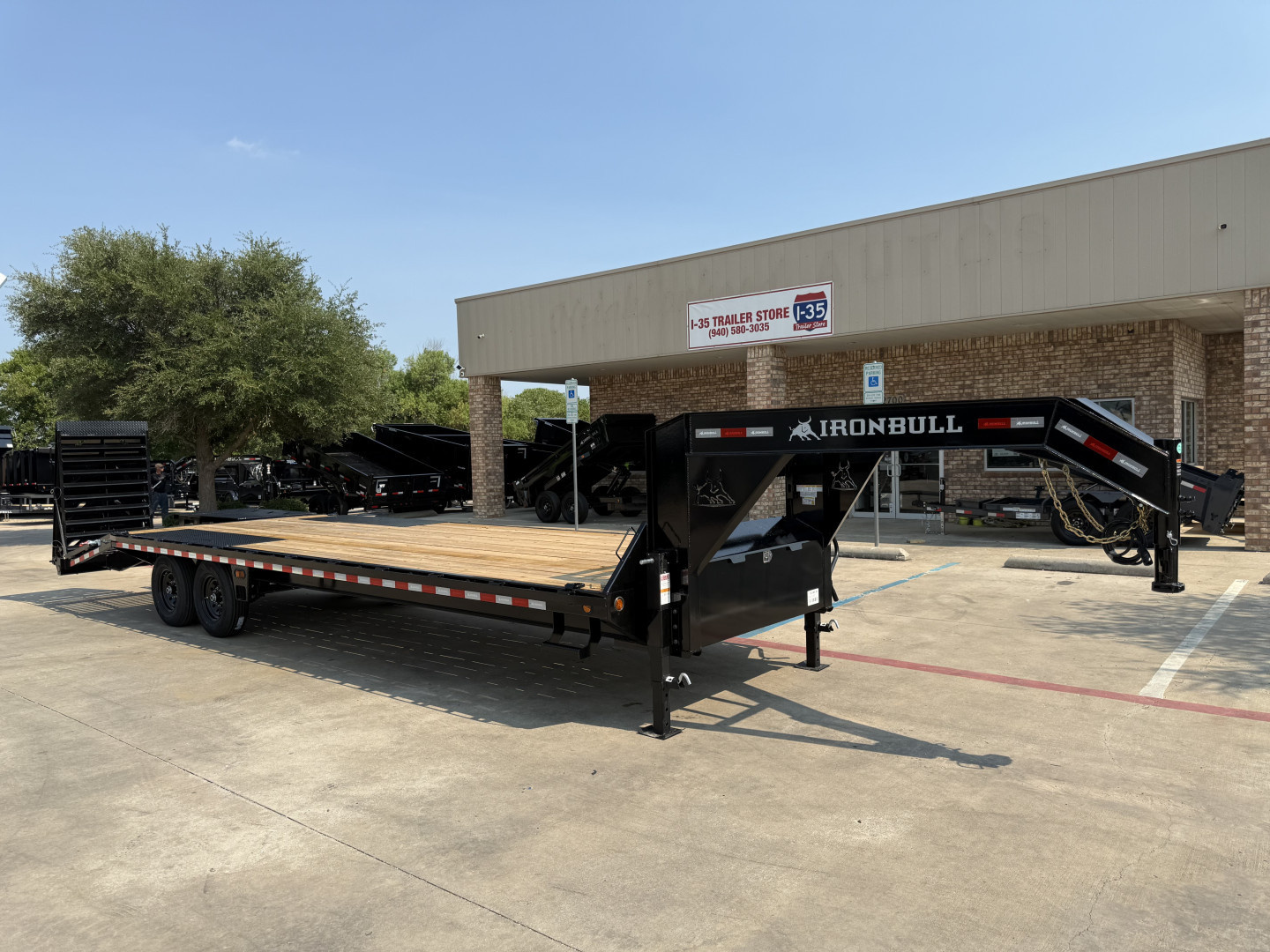 Gooseneck Trailers - I-35 Trailer Store in Texas
