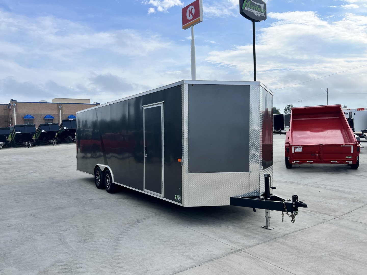 Used 2019 AERO 8.5x24 + 2’V TALL 7’ QUALITY Enclosed Rear Ramp Car ...