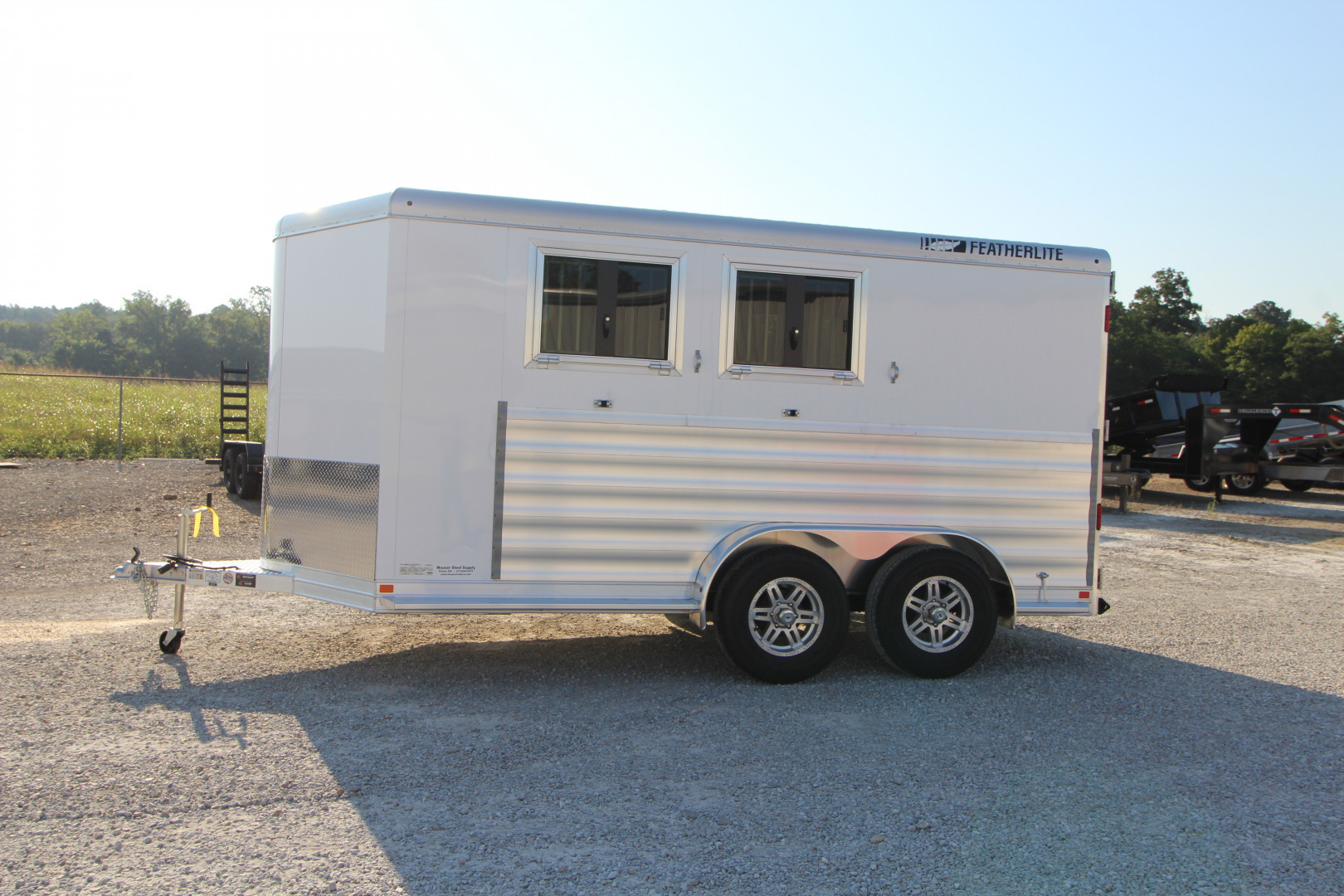 New 2025 Featherlite Trailers 9400-7224 Horse Trailer