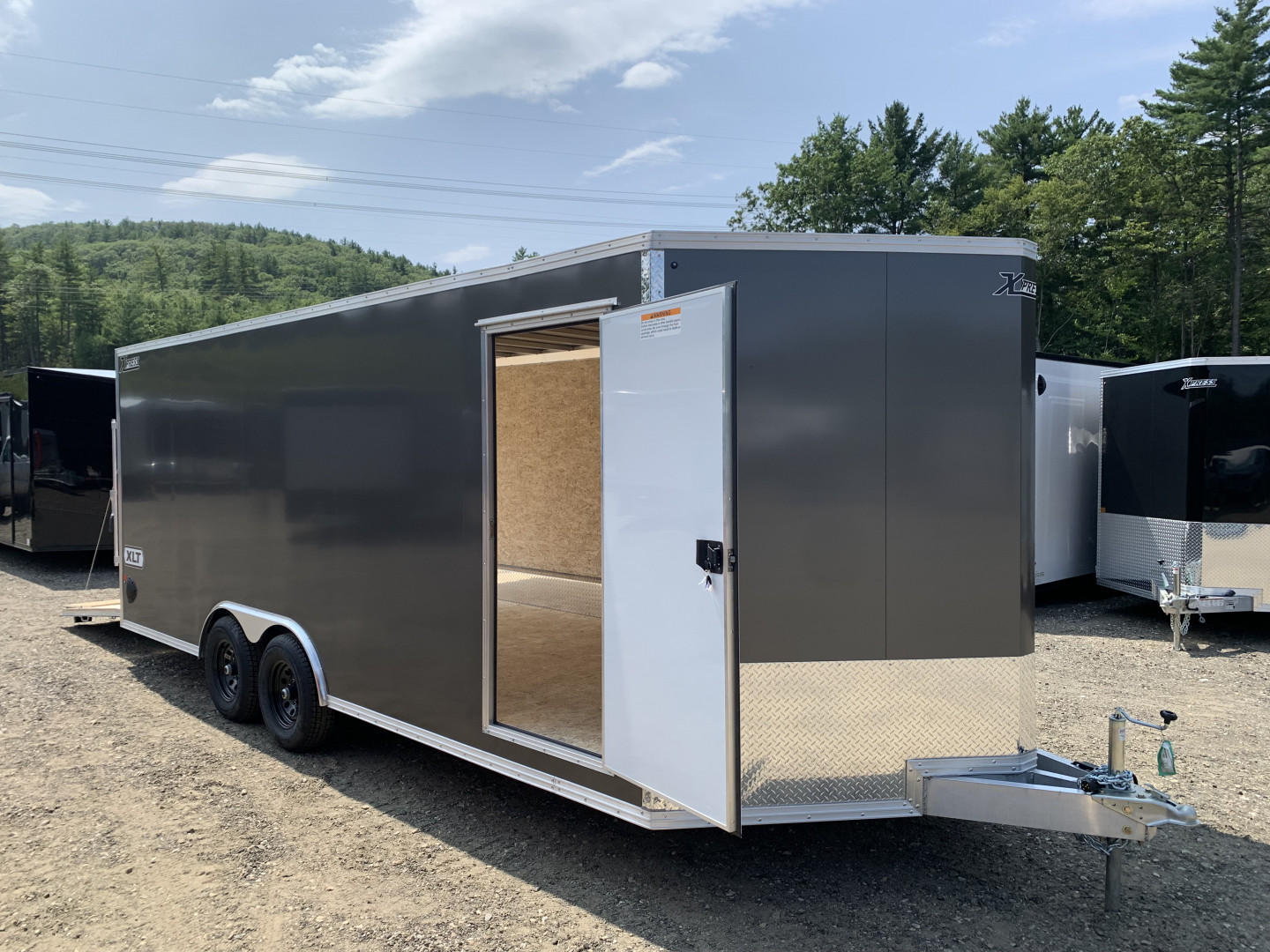 New 2026 High Country 8.5x20 V-Nose- Aluminum trailer/Rear Ramp / 7 ...