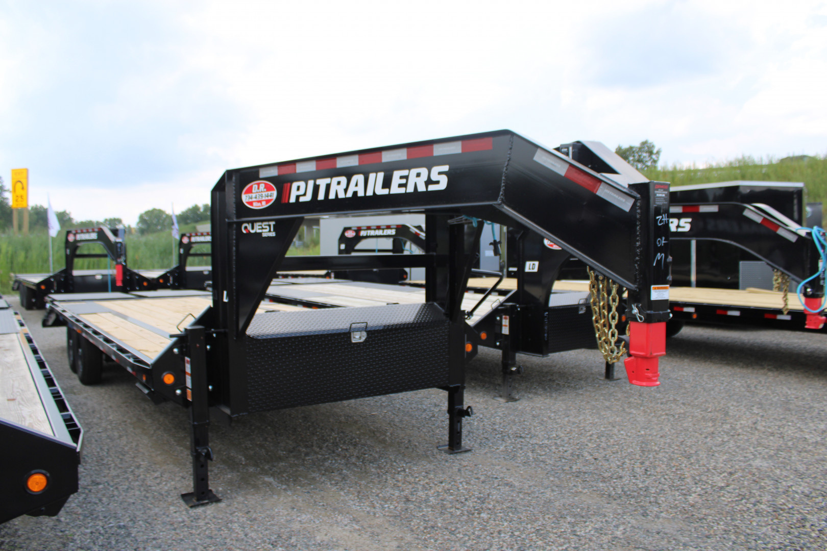 New 2026 PJ Trailers 25' 15K GVWR LQ MR GOOSENECK EQUIPMENT TRAILER ...