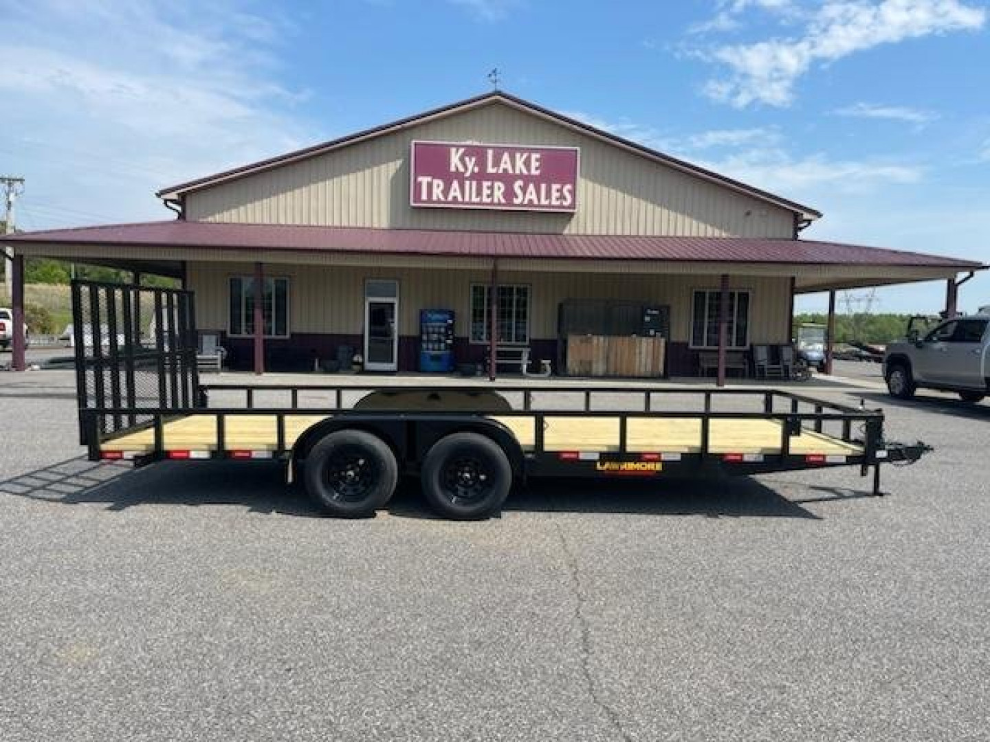 New 2025 LAWRIMORE 83 x 20 TA-TUBING TOP RAIL Utility Trailer