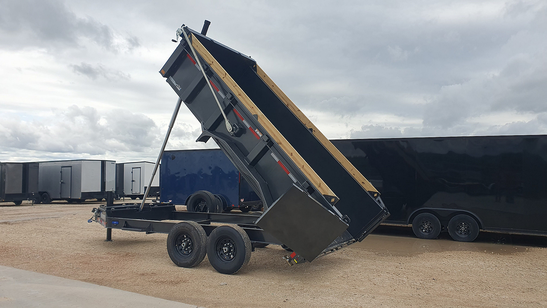 New 2026 Diamond C 82"x14' BP HD Low Profile Telescopic Dump w/ 32 ...