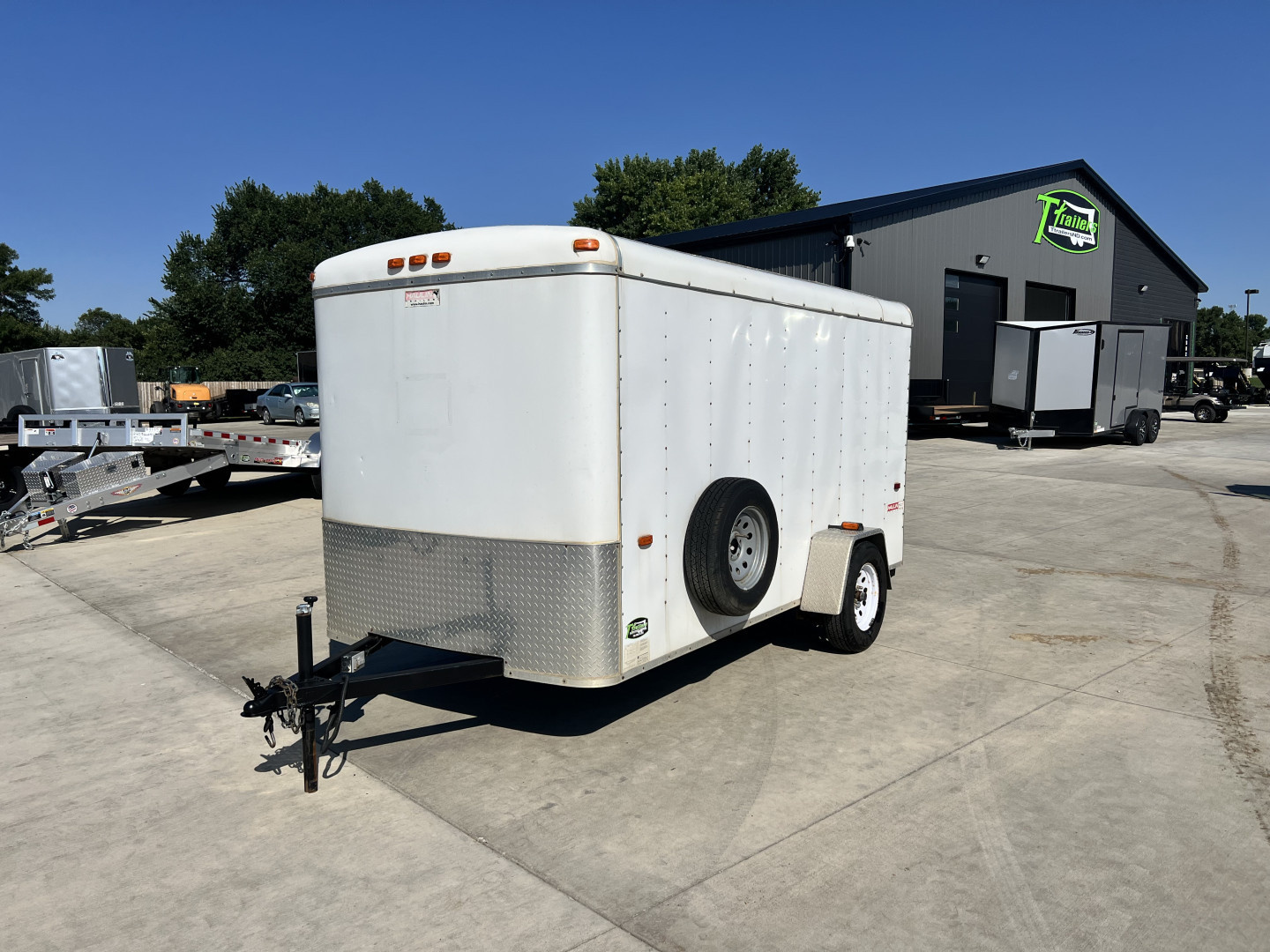 Used 2019 Bravo 8.5x20+v dovetail enclosed cargo car hauler trailer ...